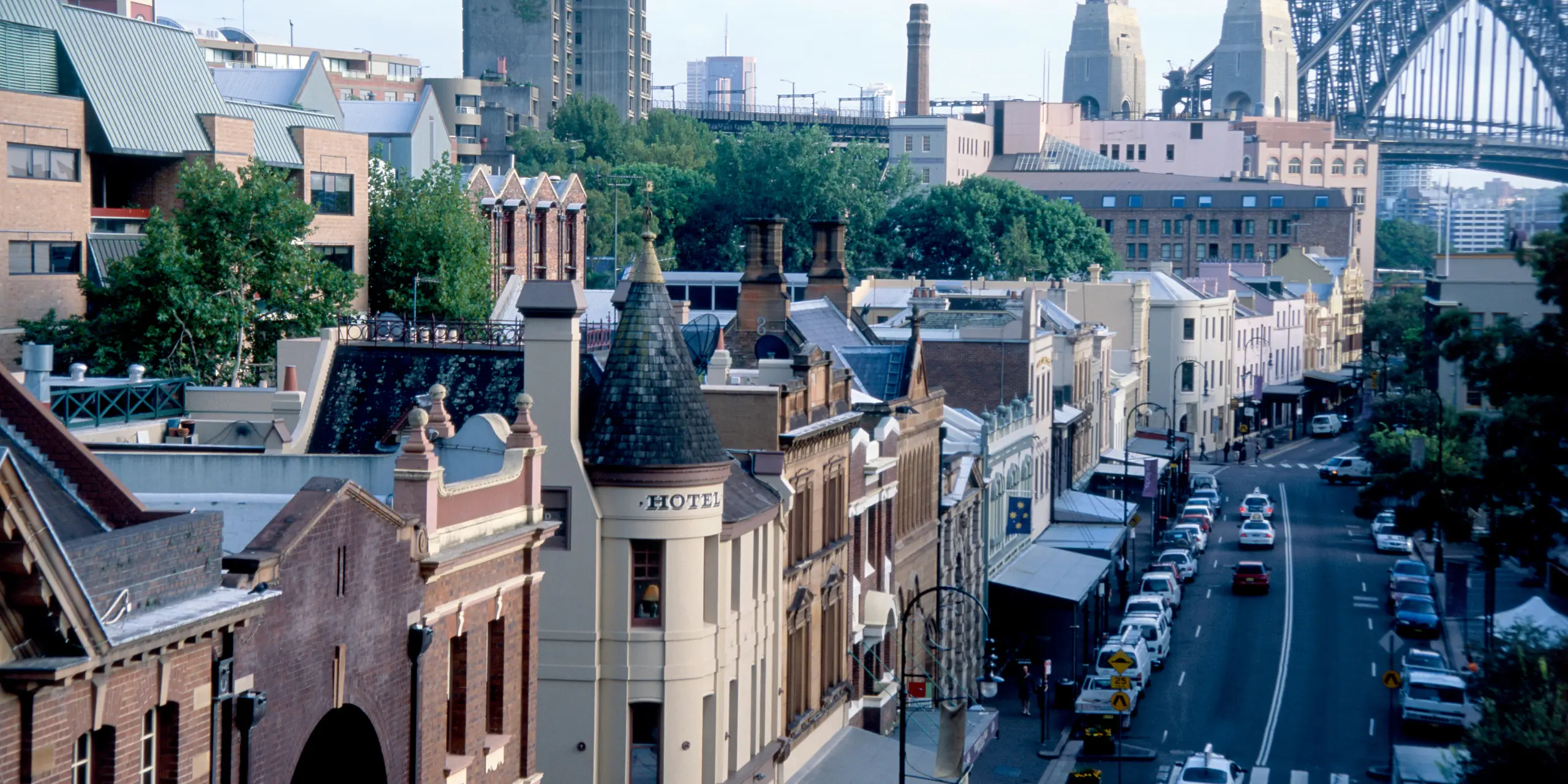 10 Reasons to Consider Moving Abroad with a Migration Agency